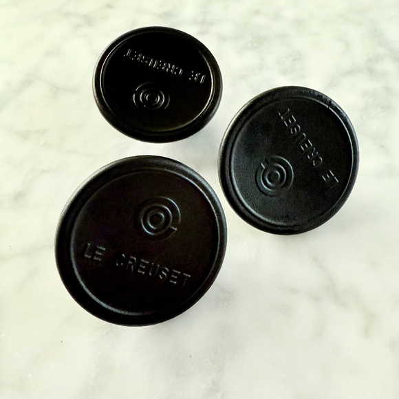 Le Creuset | Kitchen | Set Of 3 Le Creuset Durable Classic Phenolic Knob Black | Poshmark